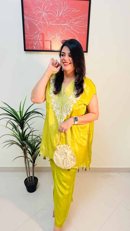 Wedding & Pooja Outfits for Women | Indian Wear Online in UAE – Page 2 ...